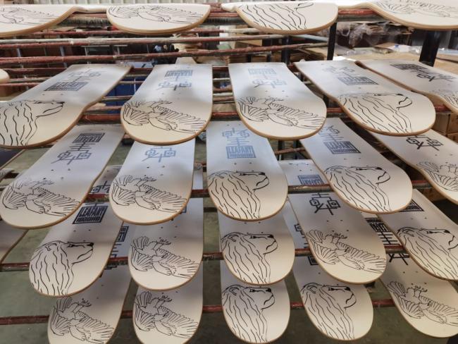 Cold Pressing Technical 7ply Maple Concave Professional Double Kick Skateboard
