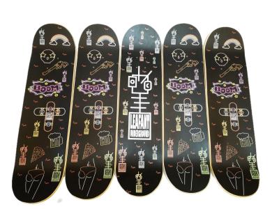 Cina Vendita calda di alta qualità Popolare 7 strati Maple Double Kick Concave Skateboard professionale in vendita