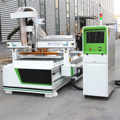 Китай Линия вложенность иона маршрутизатора CNC машины Woodworking офисной мебели шкафа продается