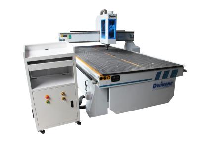 Cina Legno 1325 della macchina del router di CNC che scolpisce 1300mmx2500mm in vendita