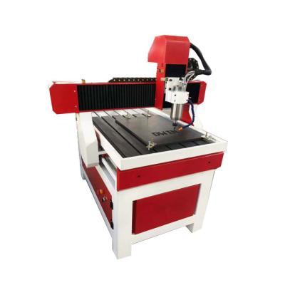 Cina Mini router da tavolino di CNC/macchina di CNC di asse opzione 3 di Multiheads/tagliatrice del legno di CNC in vendita