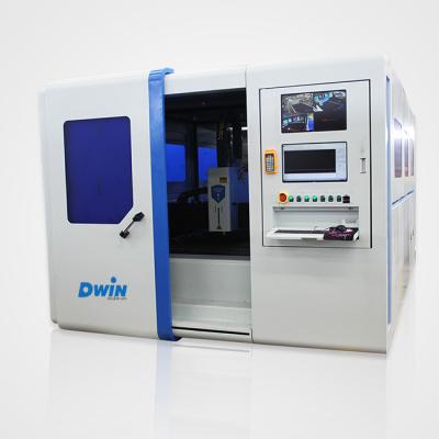 China cnc het roestvrije staalsnijmachine van de vezellaser met dekking en uitwisselingslijst 2000w Te koop