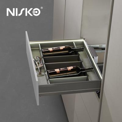 China Botellero extraíble para botellas de vino con soporte para copas y organizador de cocina con luz LED en venta