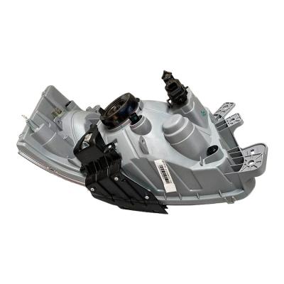 China Foton Landscape G7G9 Assembly High Beam Headlamp with Shade Lamp Shell 12V Year 2016- for sale