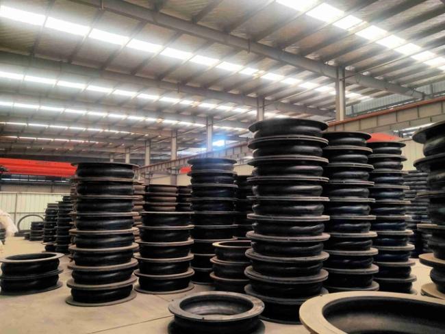 China Henan Lianghe Pipeline Equipment Co.,Ltd company profile 0