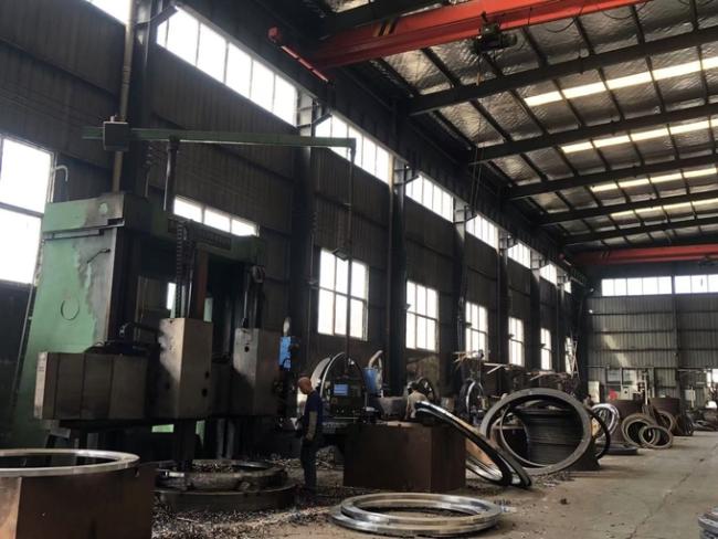 China Henan Lianghe Pipeline Equipment Co.,Ltd company profile 3