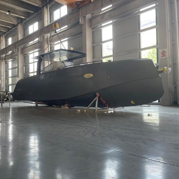 Quality 8.5m Aluminum Yacht 1076 Pounds Load Capacity 300L Fuel Tank For Fishing for sale