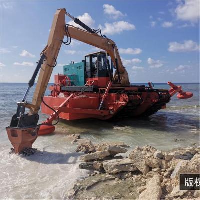 China Track Type Amphibious Excavator with 1 Year Warranty 20t Weight and 40 Inch Draught for sale