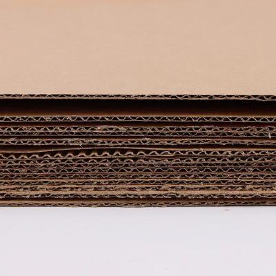 China Houtpulp enkelzijdig gegolfd karton E fluit wrap papierplaten voor ambachten Te koop