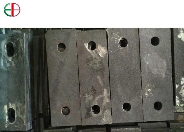 ASTM A532 Cr26 Standard Ni Hard Wear Plates / Ni Hard Material Chute Liners