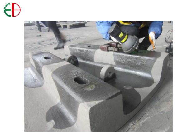 Transverse Section Hardness Test On Outer Pulp Lifter Liners For SAG Mills EB17015