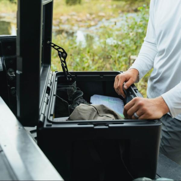 Quality V7 140L Tough Storage Case With Waterproof Gasket Seal for sale
