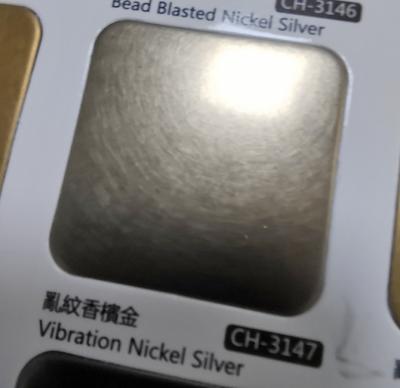 Chine Champagne Couleur dorée vibration finition brossée 304 tôle d'acier inoxydable avec anti-empreinte digitale pour la décoration intérieure à vendre