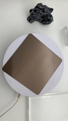 Chine Barres métalliques de grille en acier en acier portes métalliques en acier extérieur à vendre