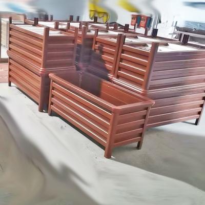 China Custom Stainless Steel Rotating Planter Box for Optimal Sun Exposure for sale