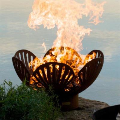 Cina La conservazione calda ha arrugginito pozzo d'acciaio del fuoco di emisfero del globo del fuoco di Corten in vendita
