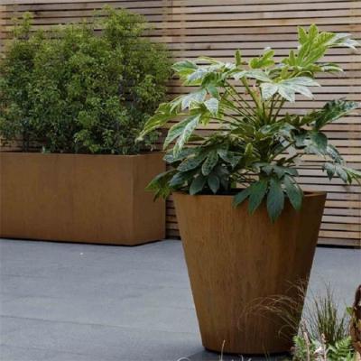 Cina Piantatrici coniche d'acciaio di Corten del cilindro affusolate vasi da fiori all'aperto del metallo del giardino in vendita