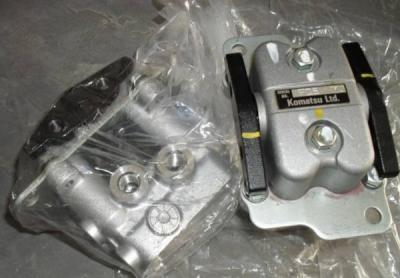 China Hydraulic parts for Komatsu Excavator PC56-7 travel motor PPC Valve for sale