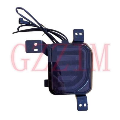 Cina Luce del paraurti posteriore rossa per Ford Everest 2022 Lampada posteriore a tre colori ABS plastica in vendita