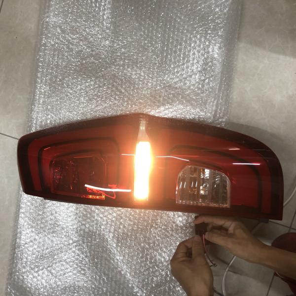 Quality Hyundai H1 2020 Car Light 92401-4H000 92402-4H000 Car Tail Lamp for sale