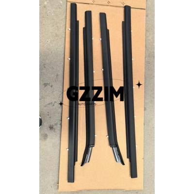Cina Toyota Car Window Trim Glass Exterior Layering Trim Usato per Tundra 2000-2006 Nero in vendita