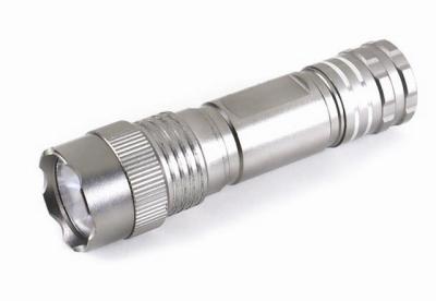 China Silber Home 3 AAA LED-Taschenlampe ND173016 mit 100 * 35 mm zu verkaufen