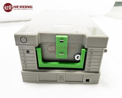 China 445-0728451 ATM Peças NCR Caixa de moeda com fechadura 4450728451 à venda
