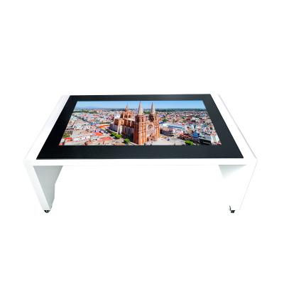 Cina Affissione a cristalli liquidi a 43 pollici RJ45 della Tabella interattiva del touch screen di BT4.0 IPS con le ruote in vendita