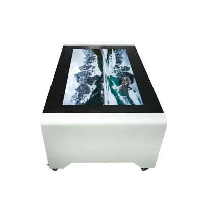 China 43in Interactive Touch Screen Table Portable 400cd/M2 CCC for sale