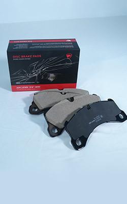 China Thickness 0.5 Inches Disc Brake Pad Set Standard Easy To Install Durable Replacement Parts Suitable For Various Vehicles for sale