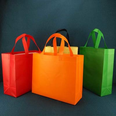 Cina L'abitudine respirabile libera dell'azo ha stampato Tote Bags Folding Laminated non tessuto in vendita