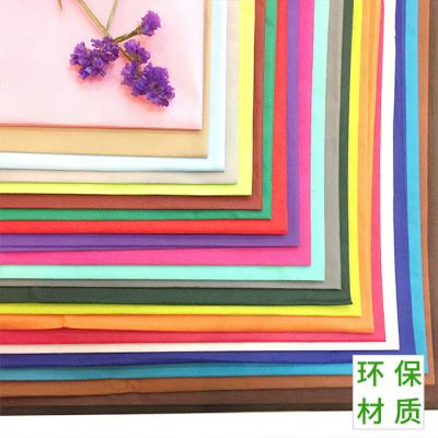 China Gesponnene Wegwerftischdecken Spunbond nicht Tischdecken-40gsm biologisch abbaubar zu verkaufen