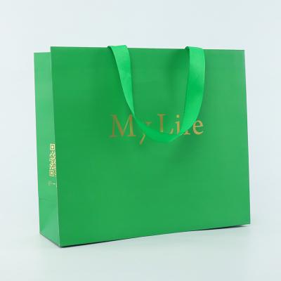 Cina Maniglia su ordinazione di Logo Paper Bag With Rope del regalo di lusso in vendita