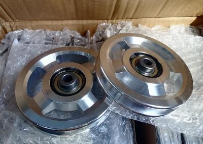 Китай Шкив оборудования спортзала сплава материальный ролики оборудования здоровья дизайна 4,5 дюймов красные продается