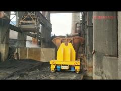 Рельсы установили ковш вручая автомобиль переноса бака шлака