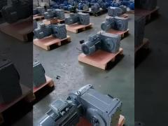 F σειρά παράλληλο άξονα ελικοειδής κιβώτιο ταχυτήτων με κινητήρα 5,5 kW
