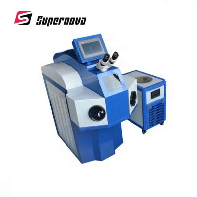 China Customized CNC Portable Automatic Jewelry Laser Welder 5 KW Holistic Power for sale