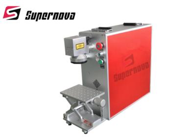 Cina 50W mini tipo CNC tenuto in mano della macchina dell'incisione laser con incisione in vendita