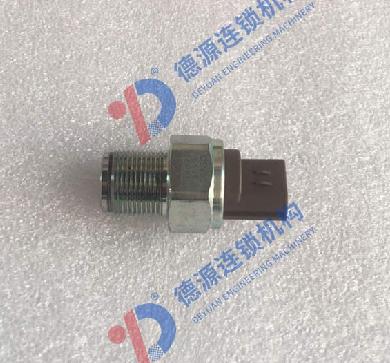 China PARTES DE RESERVA DE CAMIONES 89458-E0010 P11CUH Sensor de pressão de combustível para modelos de camiões à venda