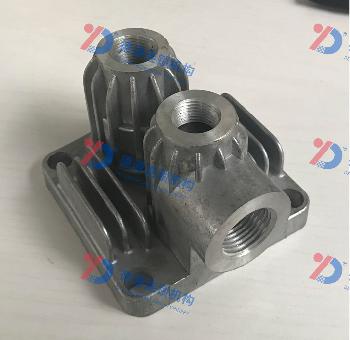 China 1-19110019-0 AIR COMPRESSOR HEAD WITH DURABLE CAST HOUSING FOR ISUZU MODELS for sale