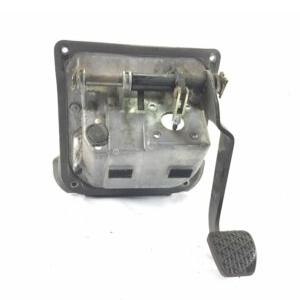 China A9342940001 HEAVY-DUTY CLUTCH STEP BRACKET REPLACEMENT FOR BENZ TRUCKS for sale