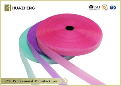 Cina Gancio del Auto-bastone e nastro variopinti di nylon del ciclo per l'attrezzatura di sport in vendita