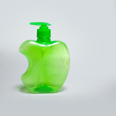 China China Manufacture 500mL Green Hand Washing Plastic Hand Sanitizer Shampoo Bottle with Pump for sale