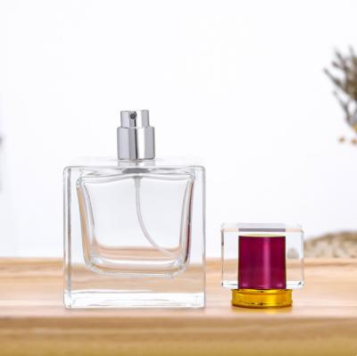 China 50ml 100ml perfume bottle/cosmetic/उत्पादक स्किन्कार करें/मूल तेल बोटल/प्रफम बोटल/कोसेमेटिक बाटल/एक्रिलिक/कोस्मेटिक for sale