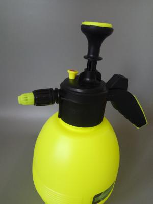 China Hot sell high quality plastic trigger spray bottle with low price to spray water or other liquids for sale