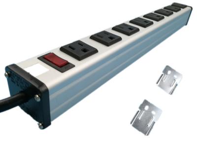 Cina Striscia resistente di potere dello sbocco americano del metallo 8, sbocco di potere multiplo 125V 15A in vendita
