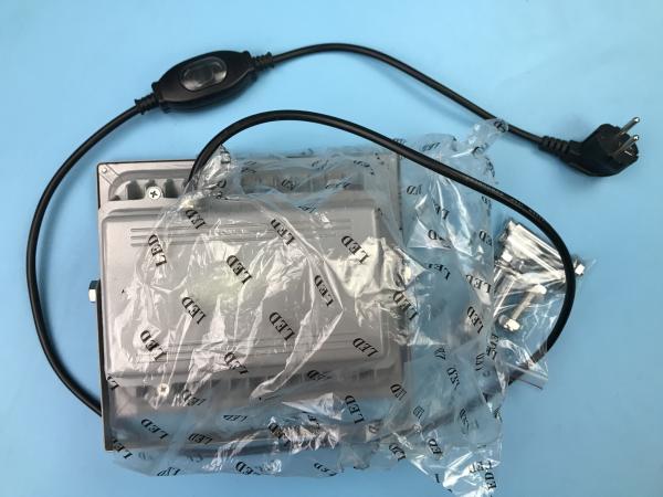 장수 60 인치 코드 팔 LED 선착장은 110 또는 240V 모형을 위한 철 지원으로 점화합니다
