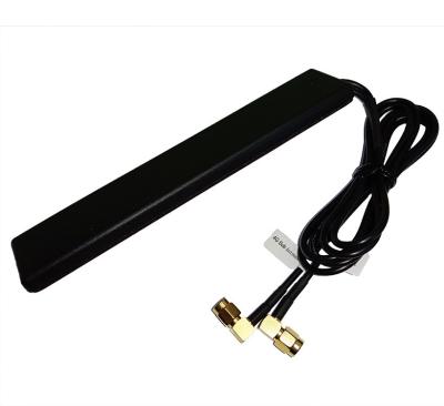 Cina Antenna patch per auto Linea RG174 Testa SMA 5DBI in vendita