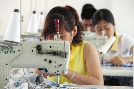 Fornitore cinese verificato - Suzhou Dongqi Fangsha Wedding Dress Co., Ltd.