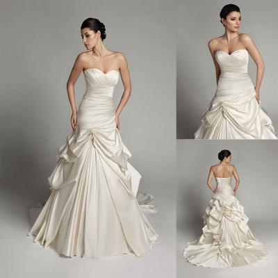 China Modern Ruffles Court Train Sweetheart Wedding Gowns for Ladies , Girls , Bride for sale